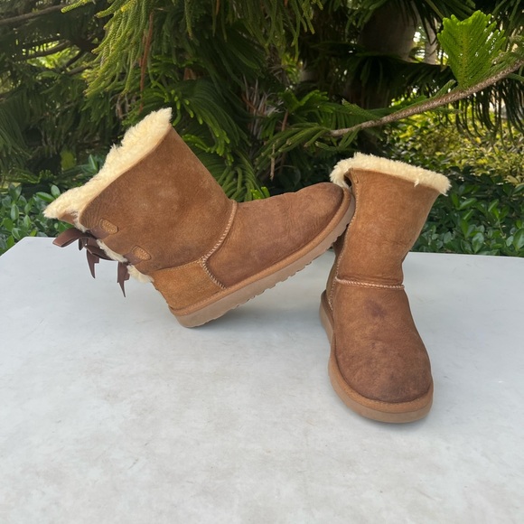 UGG | Shoes | Ugg Australia Bailey Bow Ii Chestnut Boots Youth Girls ...